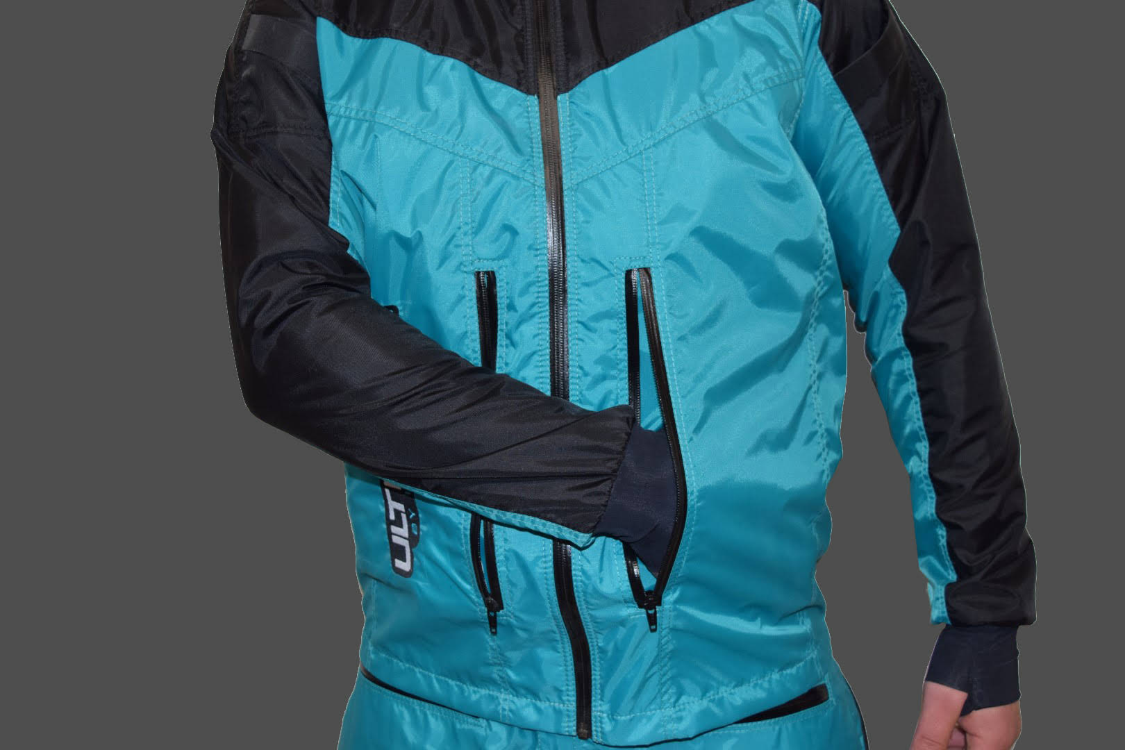 Intrudair® Ultimate 2 - Tracking Suit (Advanced hybrid Tracking suit)